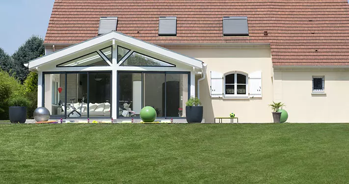 Véranda ouverte moderne : 5 avantages | Vie & Véranda